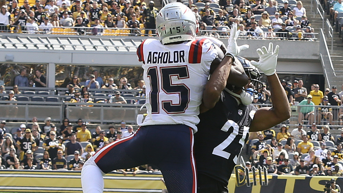 Mac Jones Airs It Out, Finds Nelson Agholor For Big-Play Touchdown