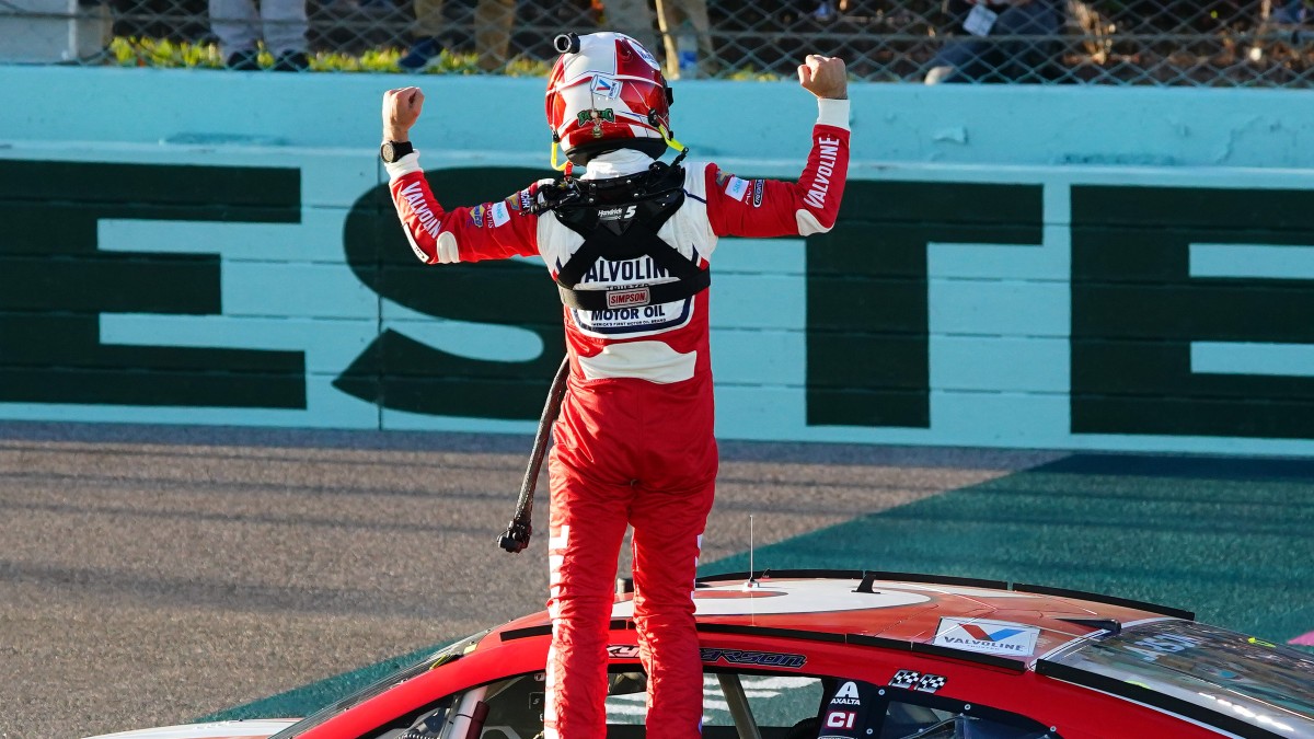 Kyle Larson Rebounds With Dominant NASCAR Cup Series Win At Homestead