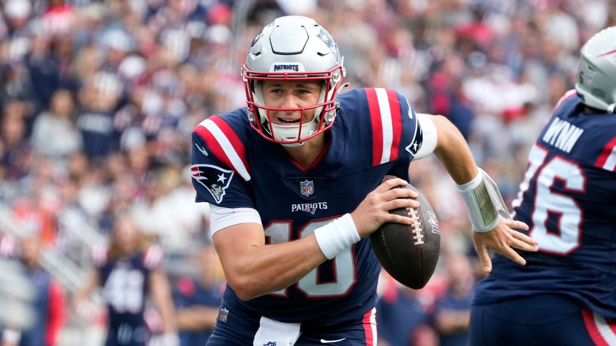 Patriots Rumors: Mac Jones To Start Against Bears On Monday