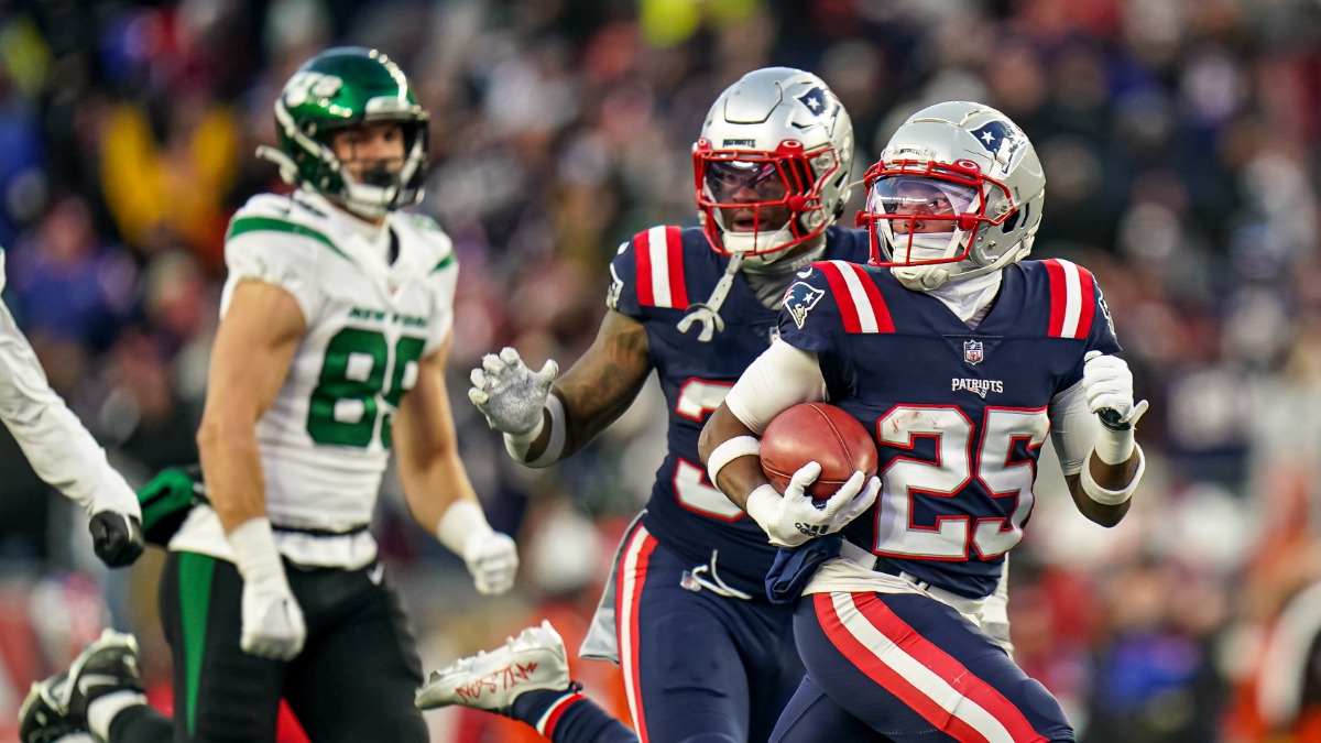 Marcus Jones Drives Stake Through Heart Of Jets' Spread Bettors