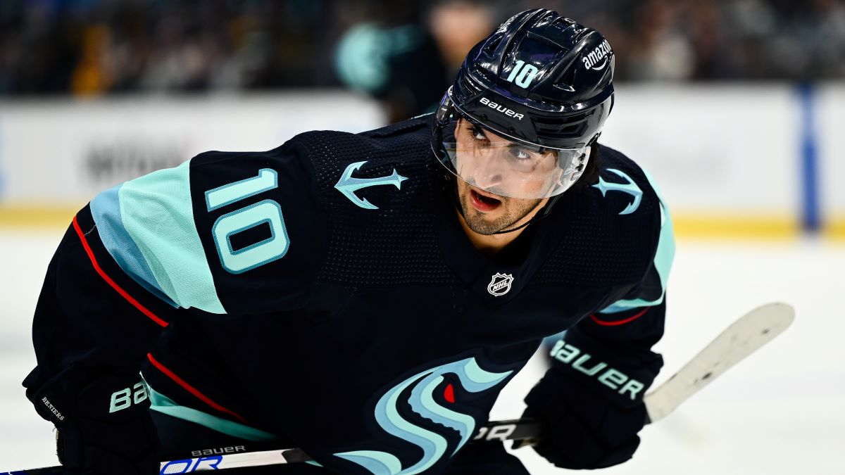 Jim Montgomery Sees Patrice Bergeron 'Qualities' In Kraken's Matty Beniers