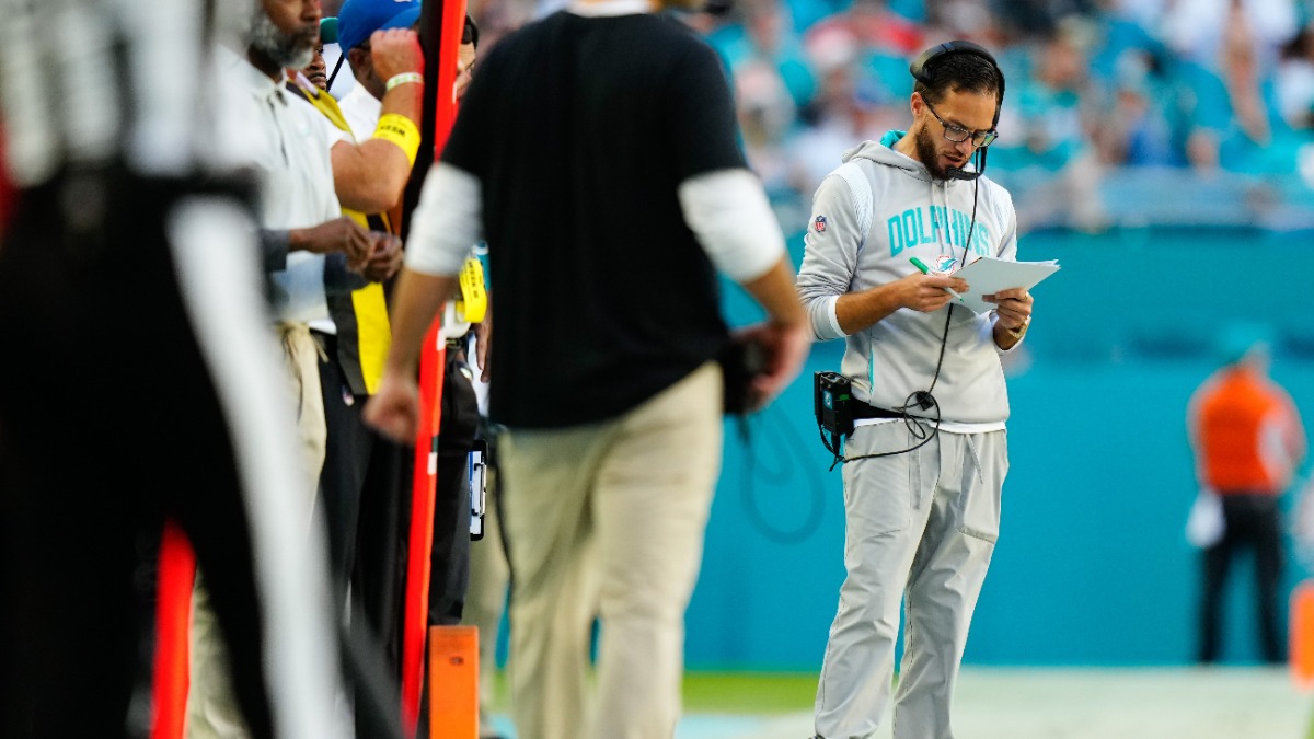 Was Playoff-Bound Mike McDaniel Getting Updates Of Bills-Patriots?