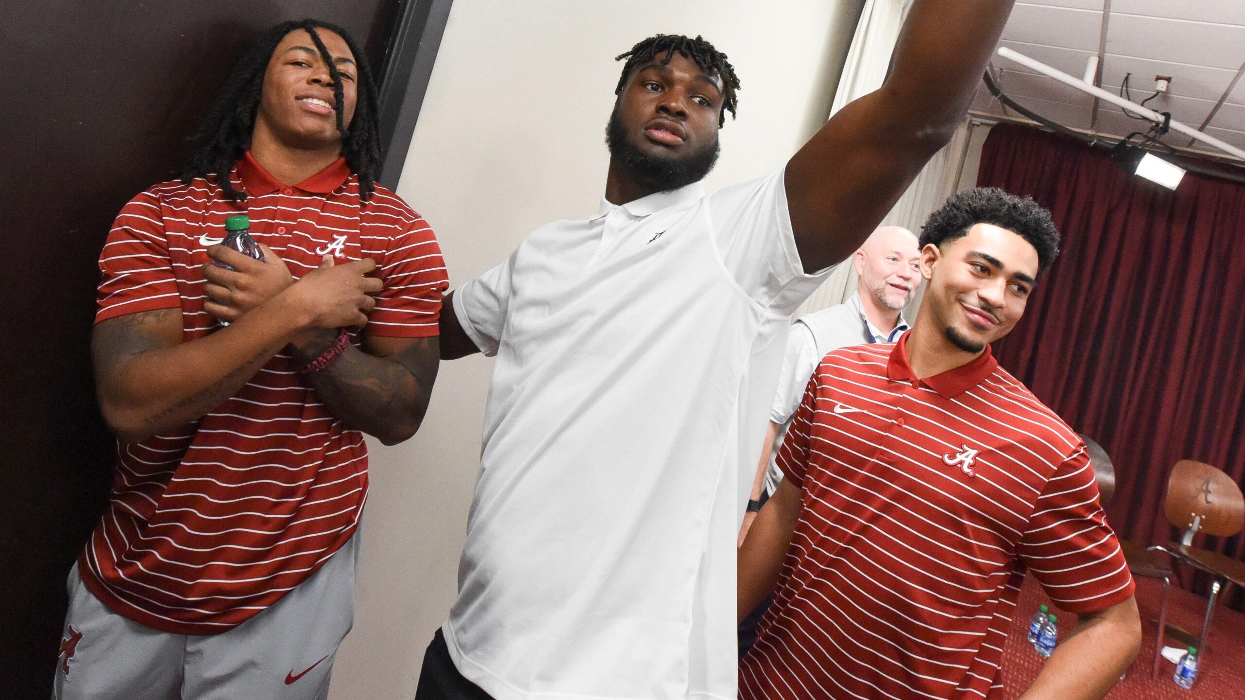 Alabama's Bryce Young, Will Anderson Jr., Jahmyr Gibbs Declare for 2023 ...
