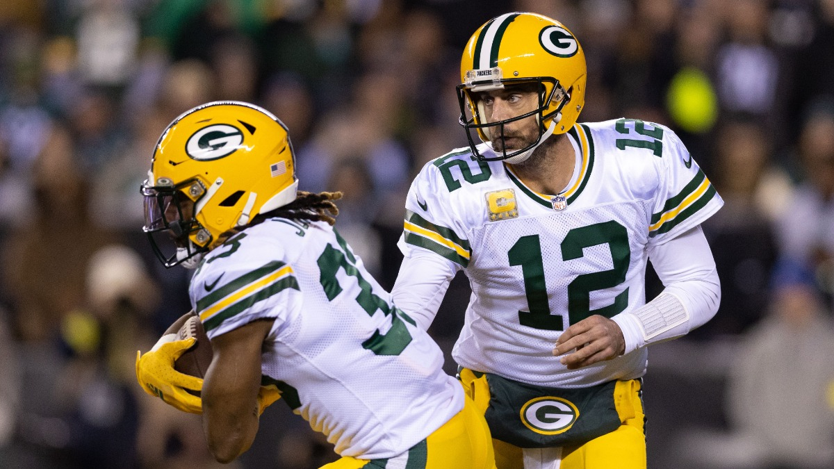 Aaron Jones Responds To Aaron Rodgers' 'Dark Room' Retreat