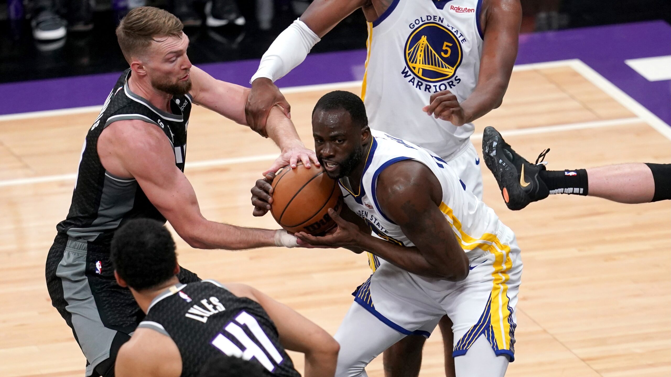 Domantas Sabonis on Draymond Green Stomp: 'No Room for that in our Game'