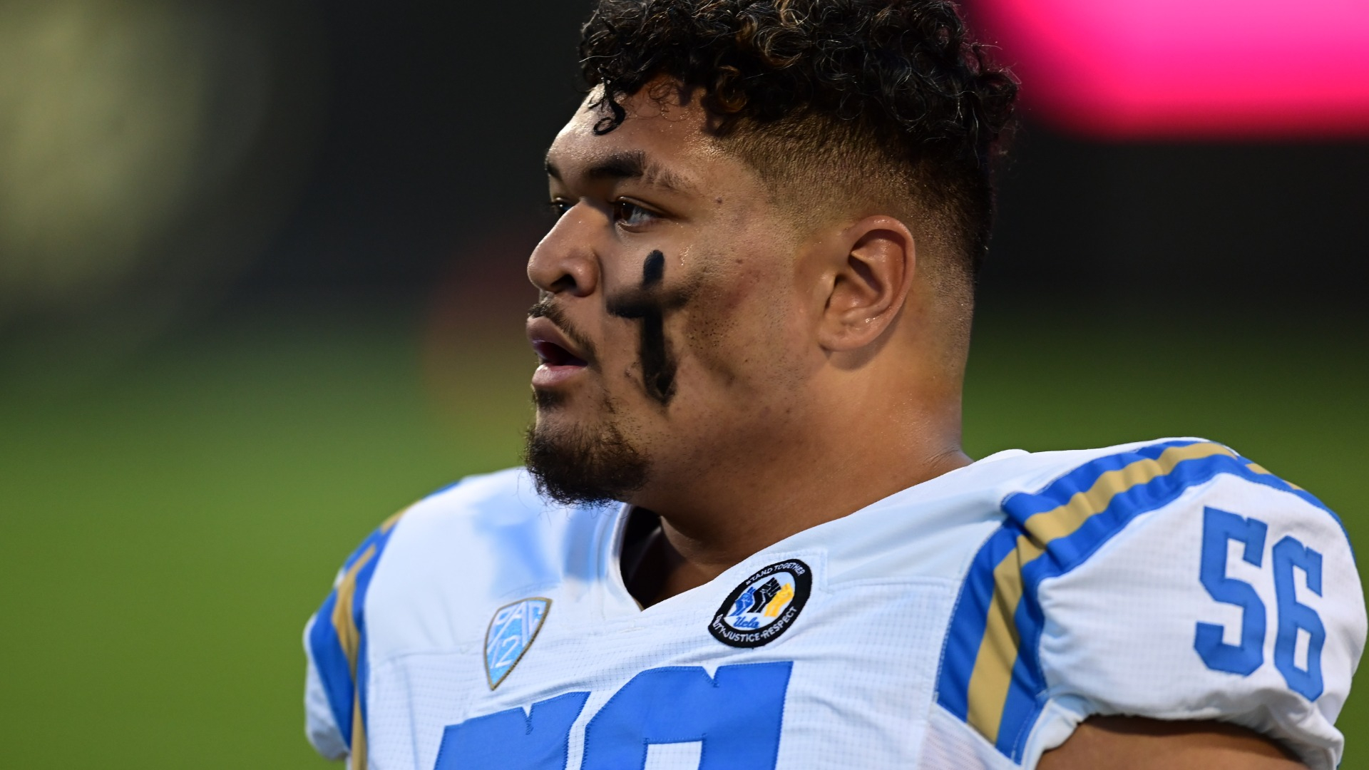 Patriots Swing Trade With Raiders, Move Down To Draft O-Lineman