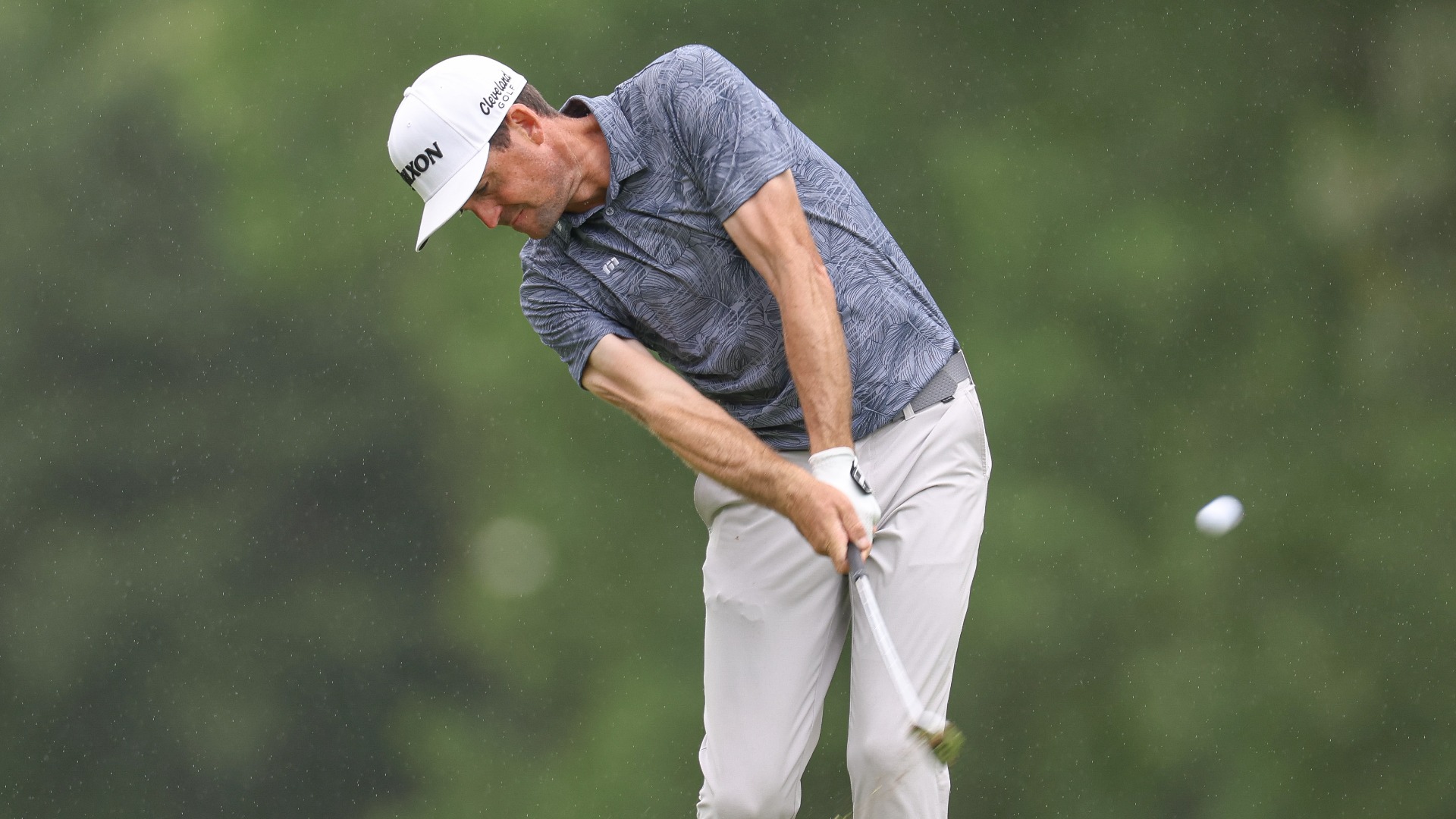 Overcoming Pressure By Putting: Keegan Bradley Leads Travelers