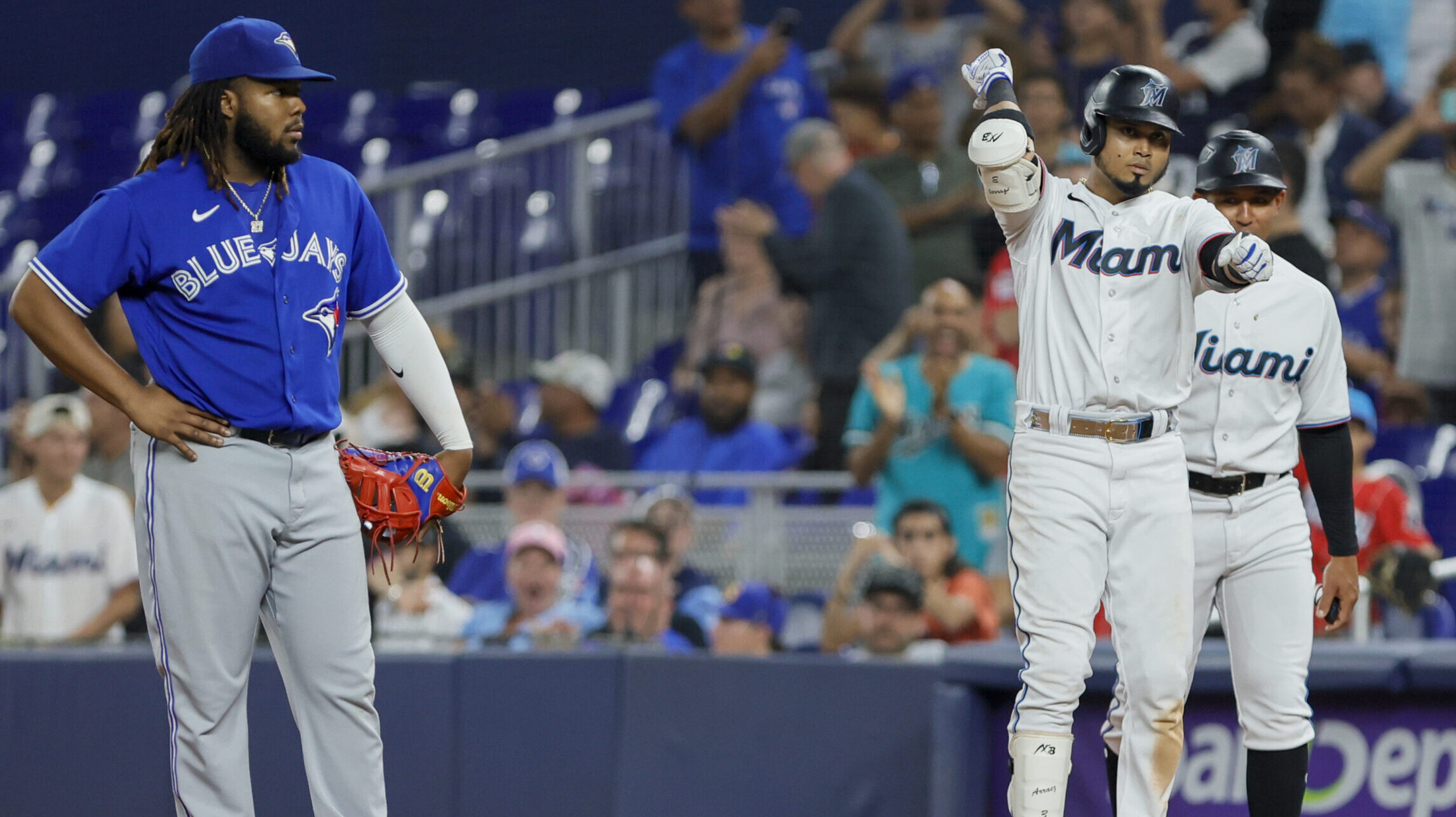 MLB History Tracker: Luis Arraez's Quest for .400 - June 20