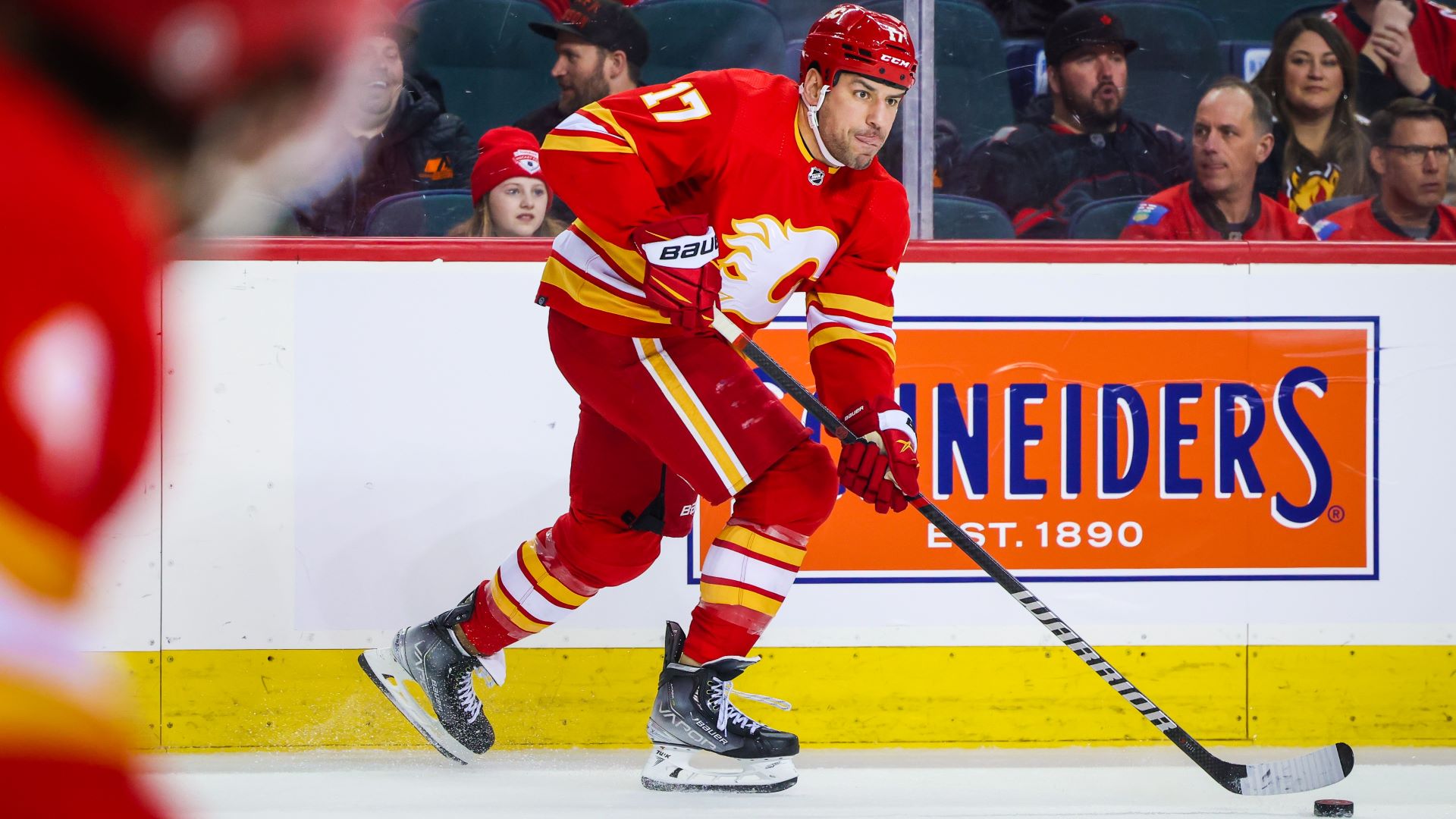 Milan Lucic Visits Boston Eatery Ahead Of Bruins Return