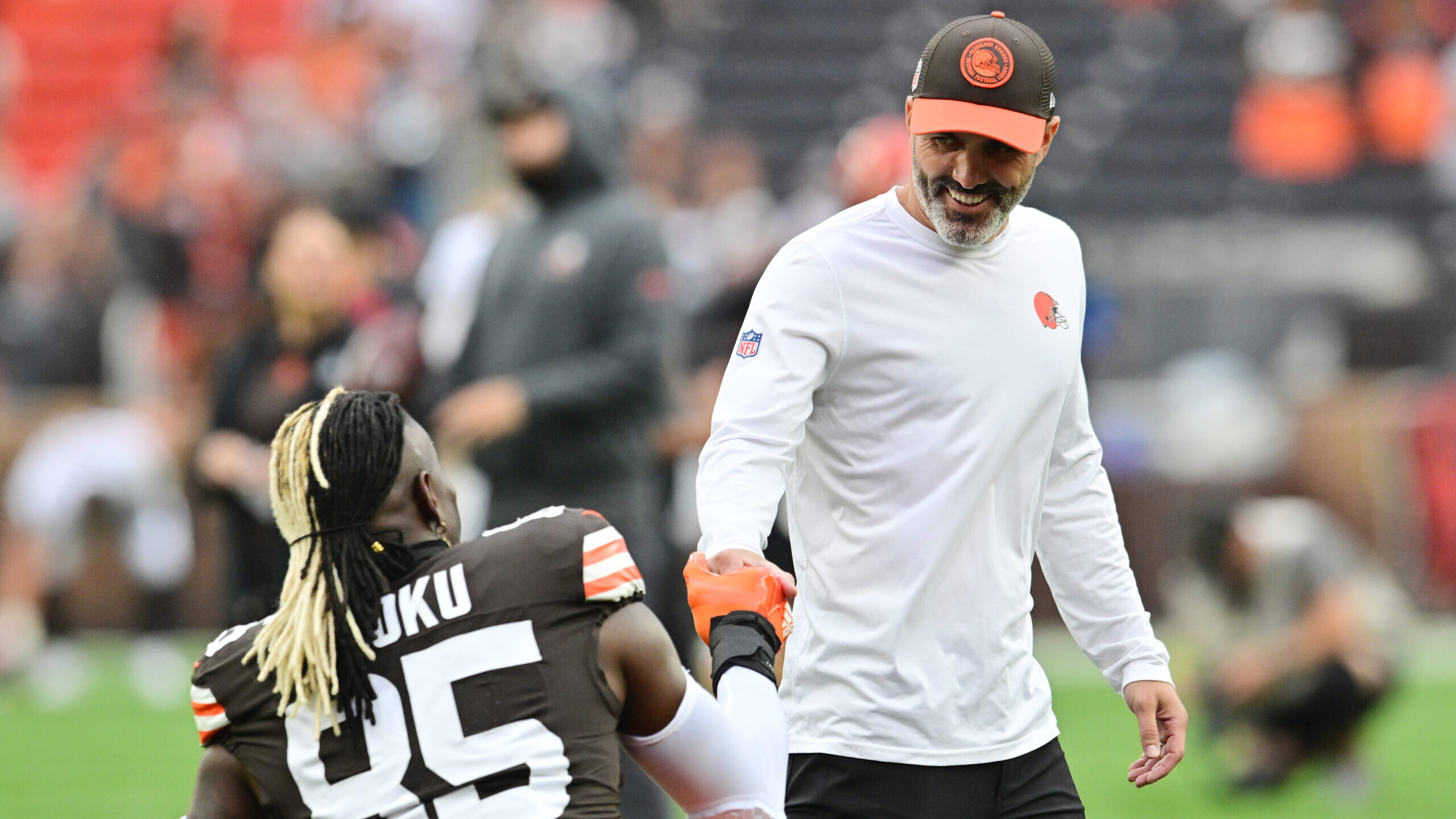 Kevin Stefanski's Browns Face Stiff Challenge vs. Rams