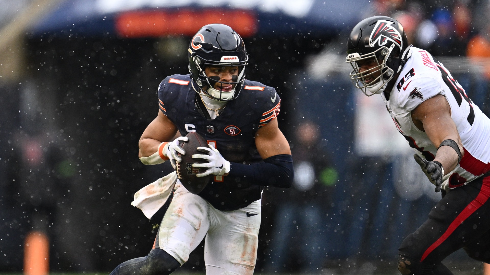 Patriots Fans Should Be Thrilled By Ovation Of Bears' Justin Fields