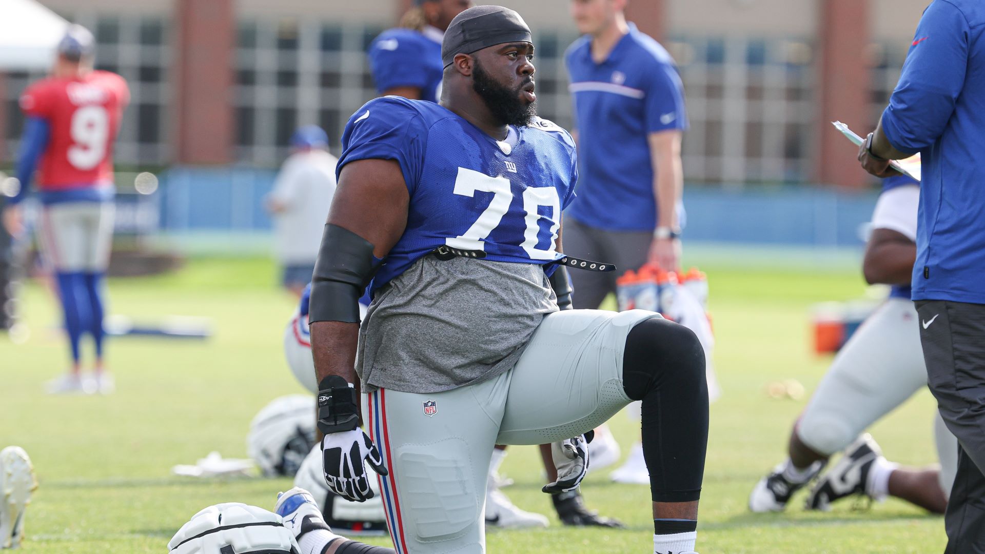 Former Patriots Offensive Lineman Found Dead At 28