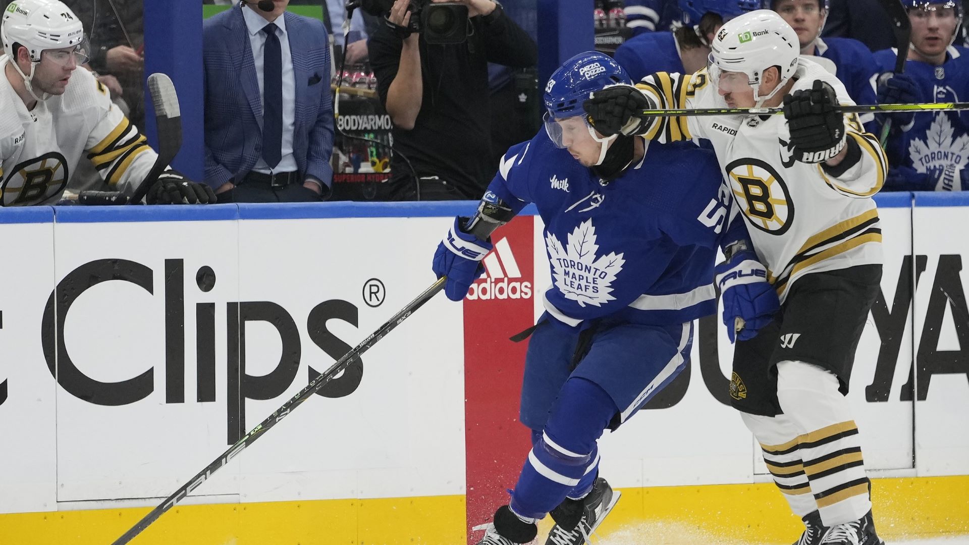 Bo Runs Over Boz, 'Bo Knows' Nike Commercial Among Top 10 Bo Jackson ...