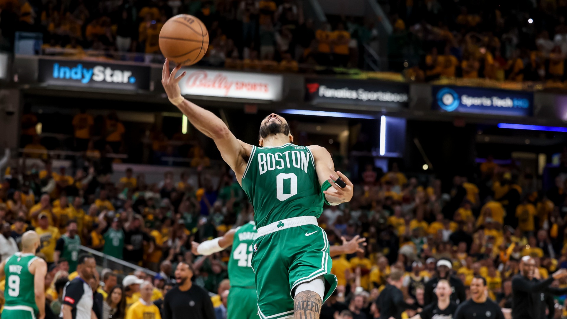 Celtics Fans Will Absolutely Love Sean Grande's Final Game 4 Call