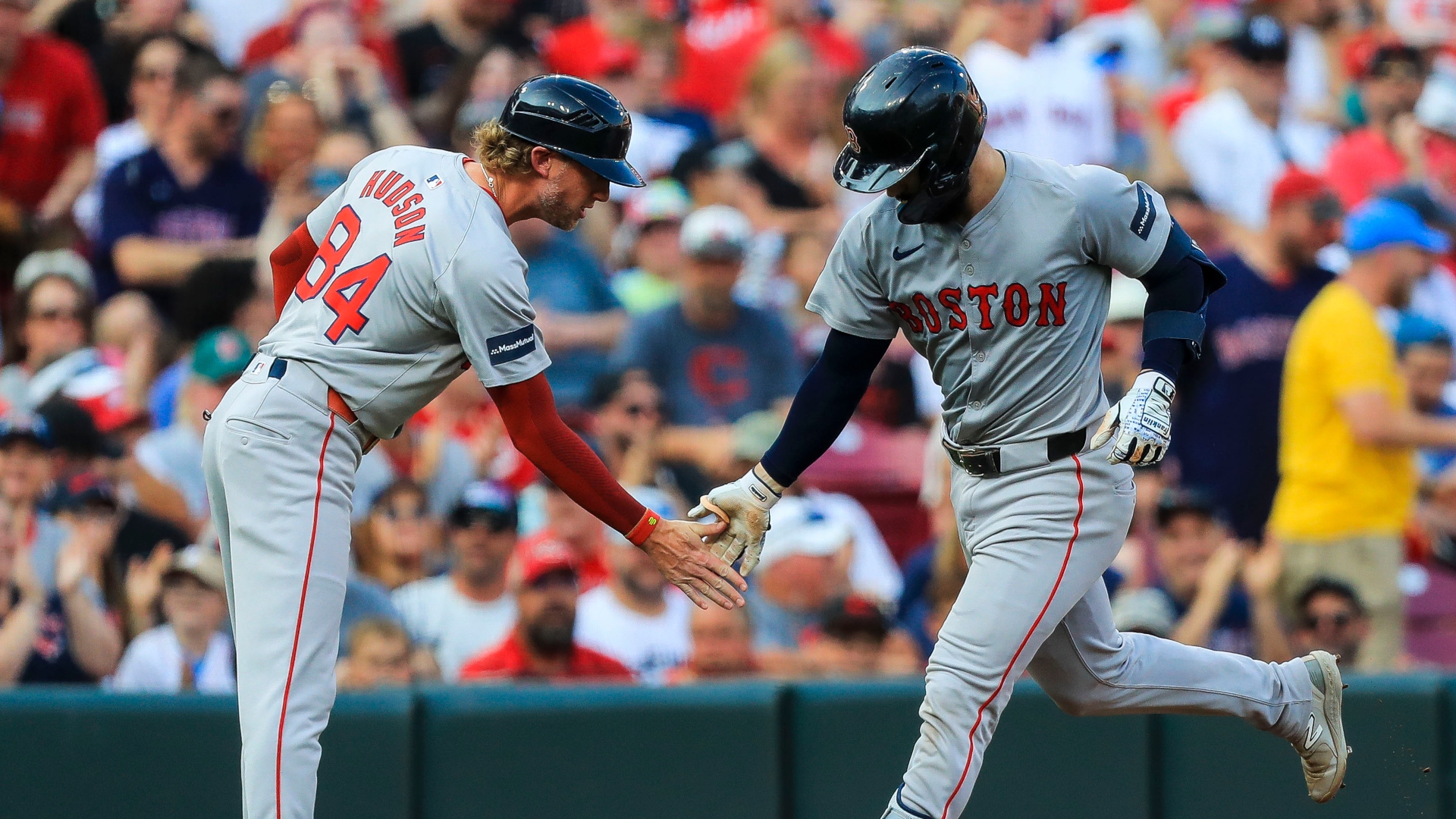 Jonny Gomes, Jarrod Saltalamacchia Place World Series Trophy, 'Boston ...