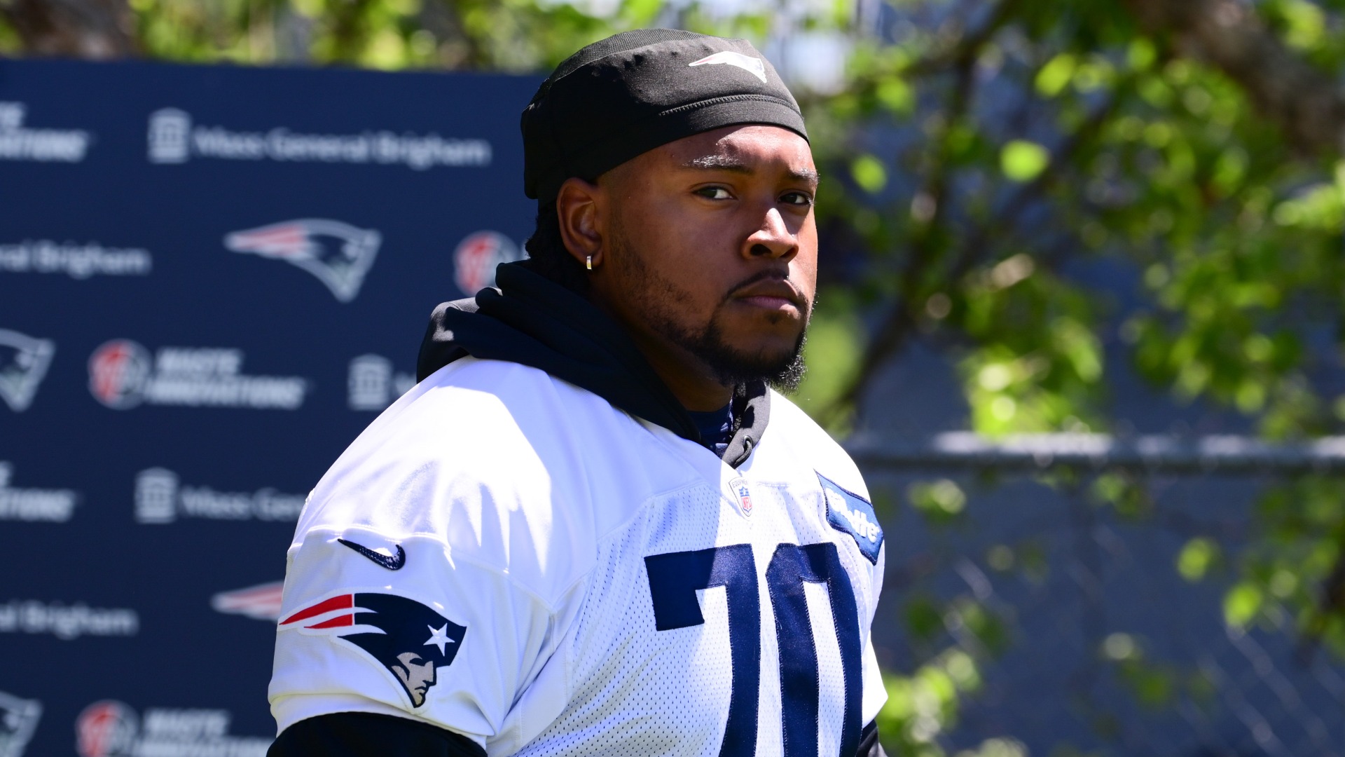 Tom Brady Admits He Throws Fits, Pouts To Get Gisele's Attention - NESN.com