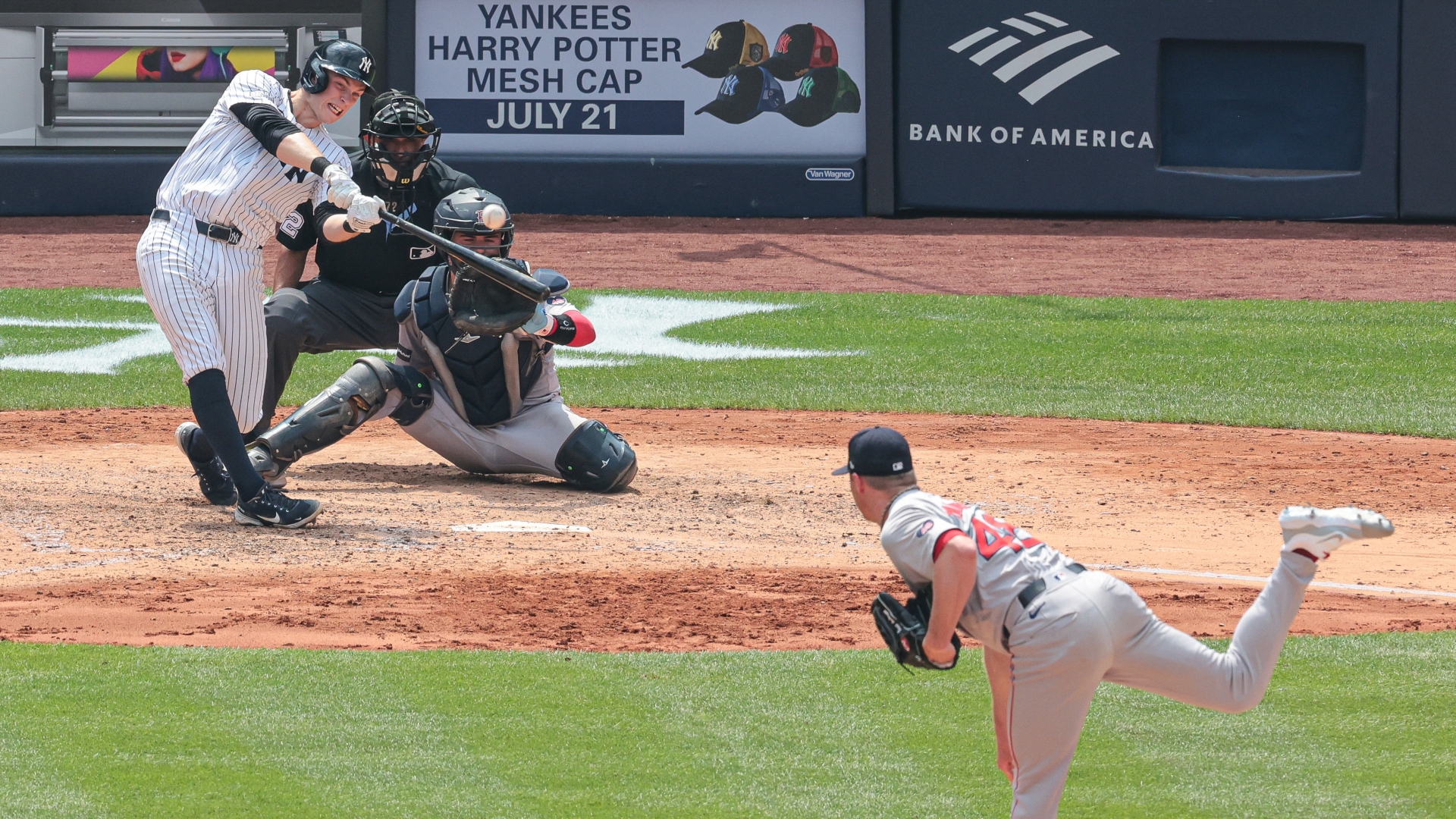 Red Sox Notes: Boston's Shorthanded Bullpen Takes One On Chin