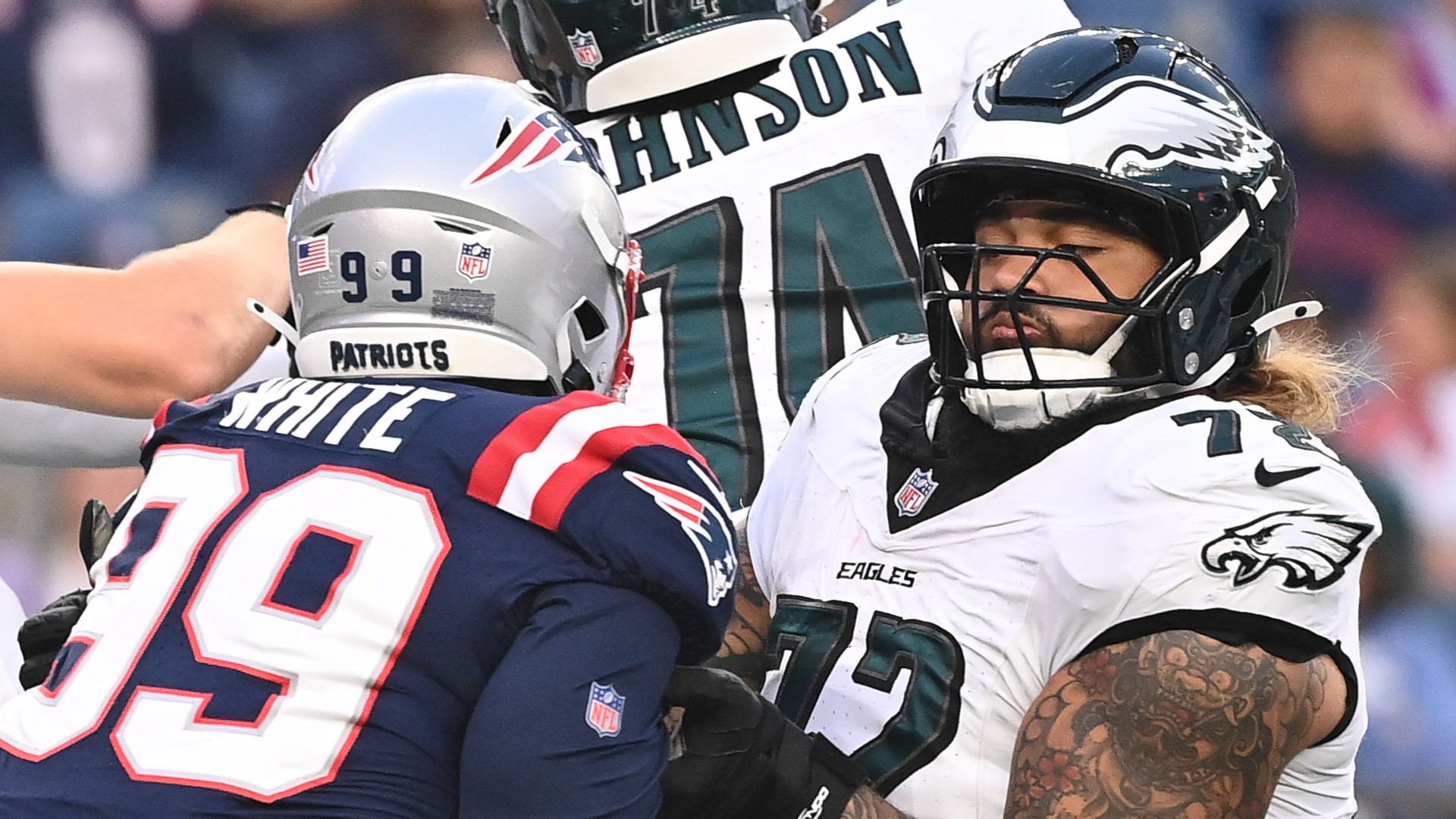 Tom Brady Gives Josh McDaniels Aggressive Hug Before Scoring Touchdown ...