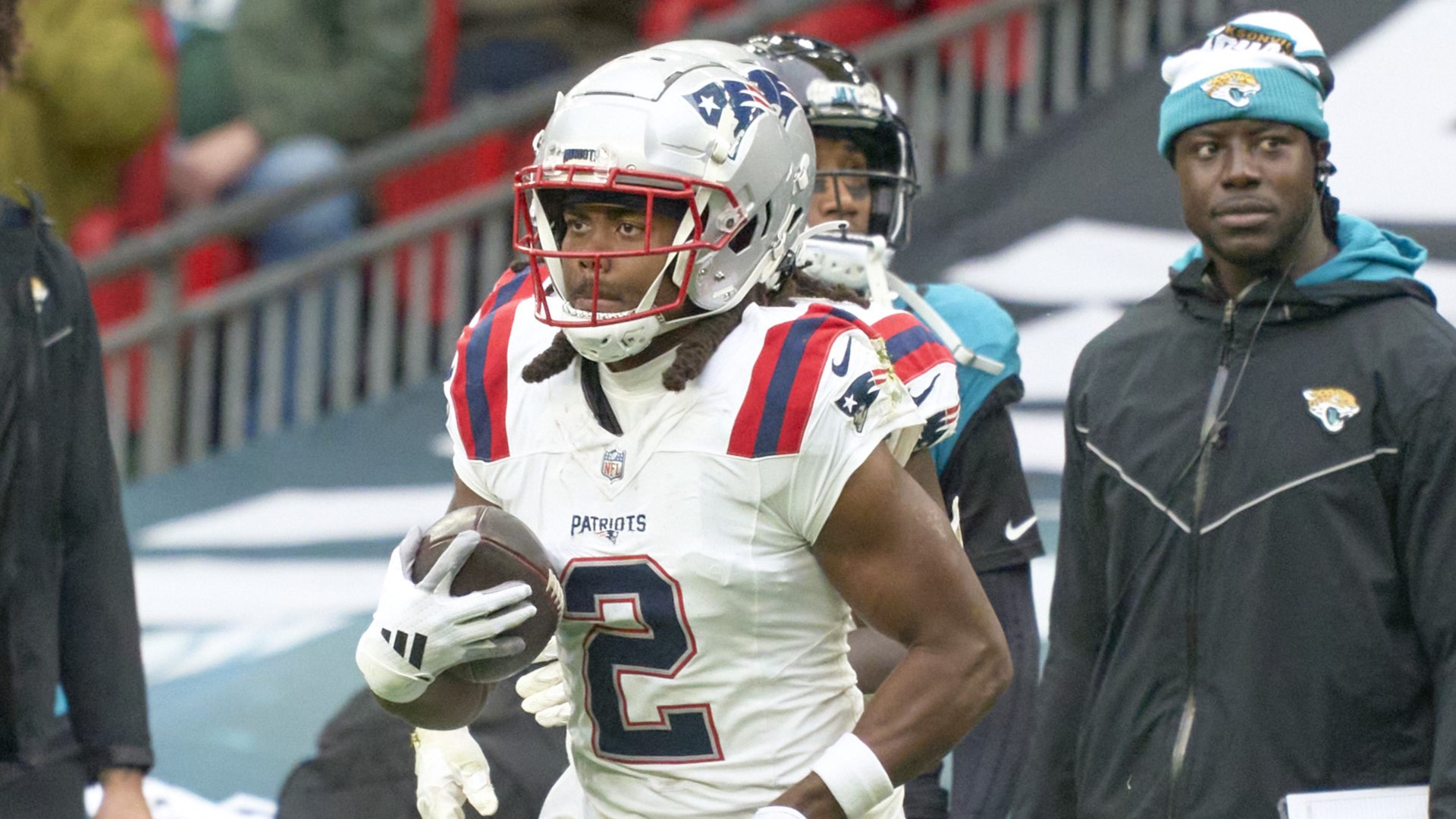 Disgruntled Patriots Wide Receiver Does Poor Job Hiding Mindset