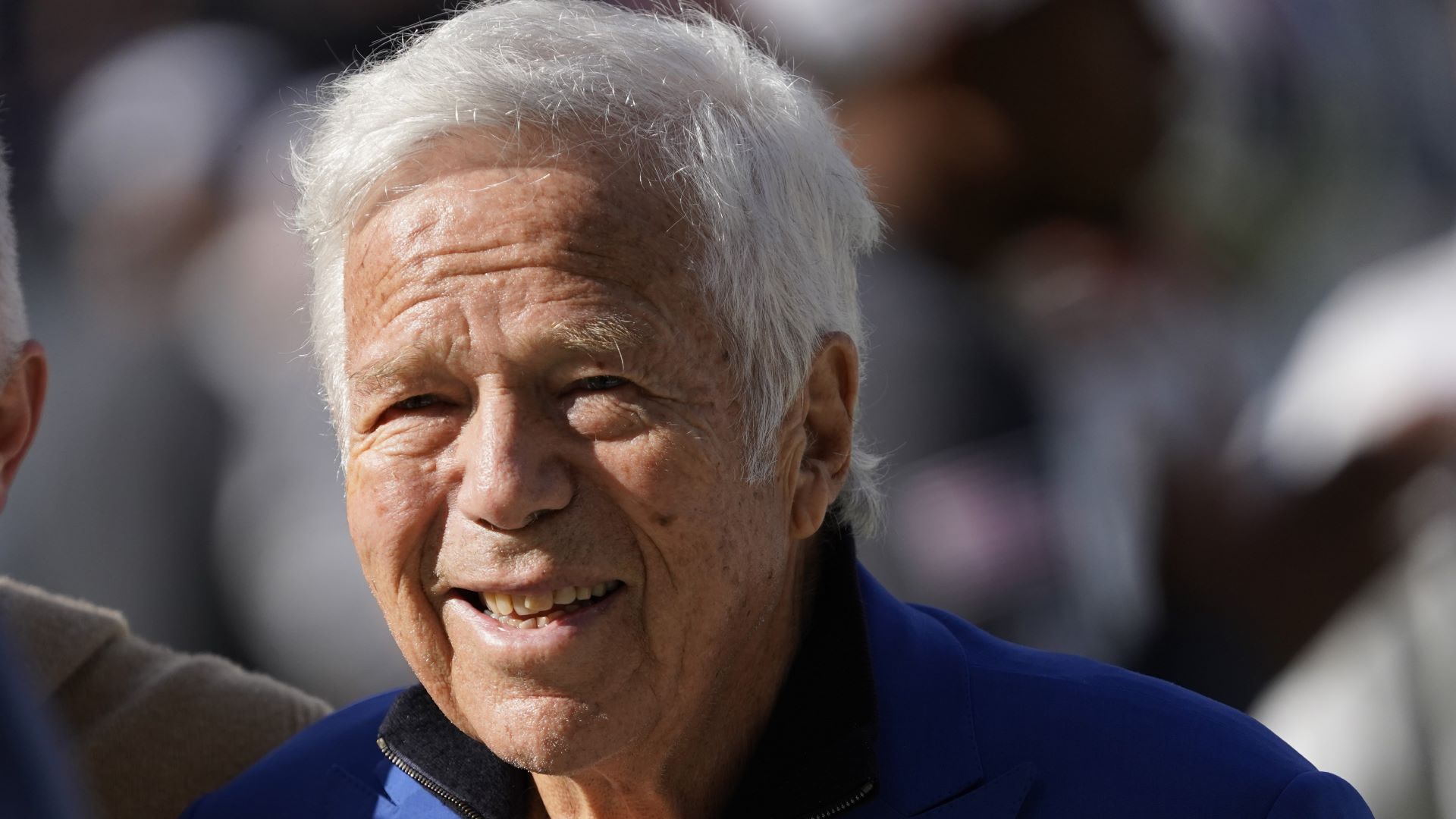 What Robert Kraft Told Drake Maye Before Patriots' Win Over Bears