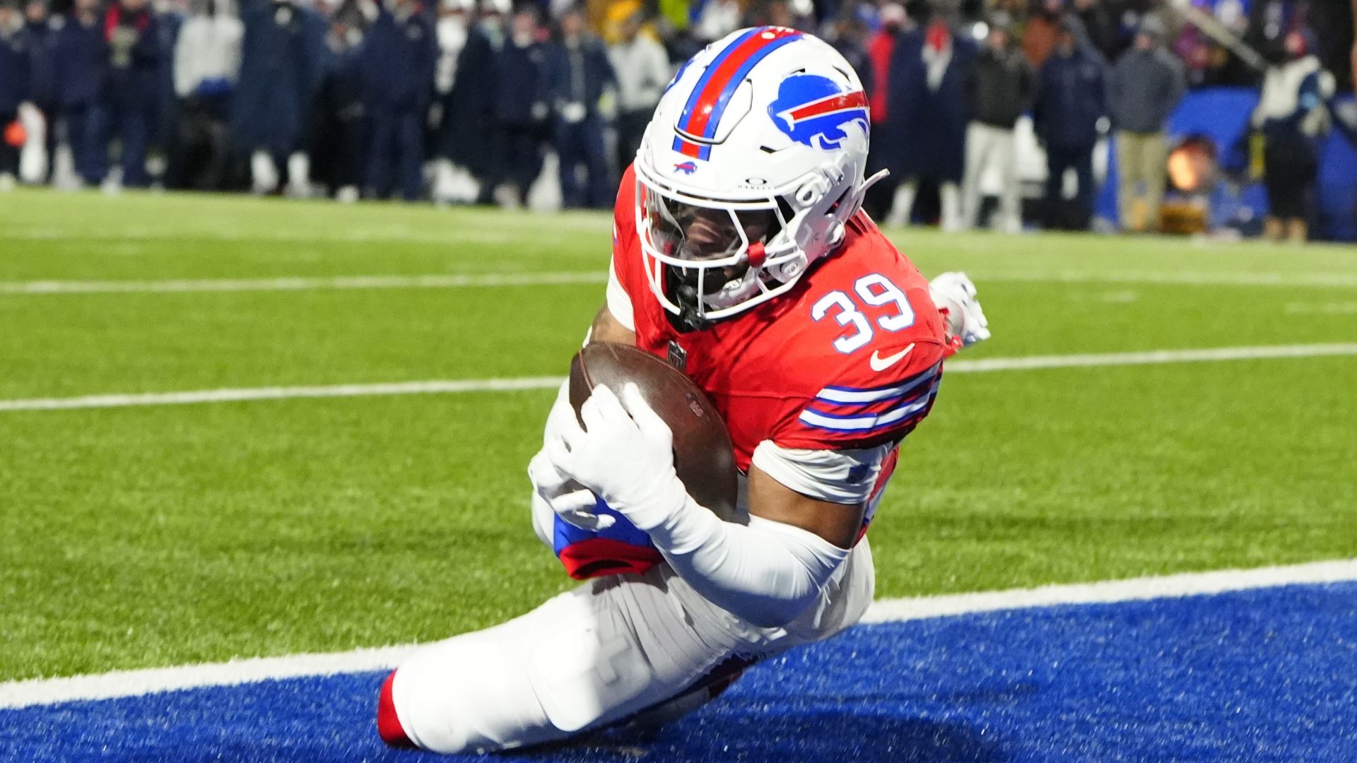 Patriots' Jerod Mayo Took Issue With No-Call On Drake Maye Interception